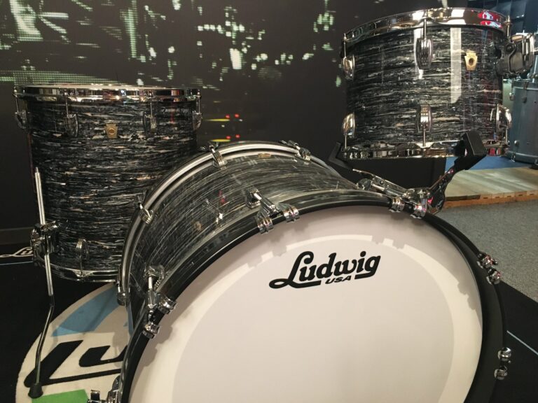 Ludwig Classic Maple Vintage Black Oyster - Shellset - Drums Only